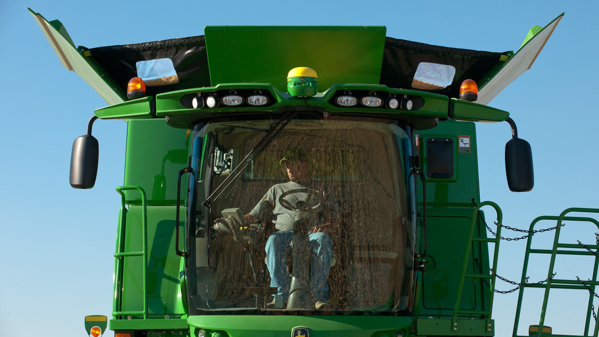 Combine Harvesters | S-Series | John Deere New Zealand