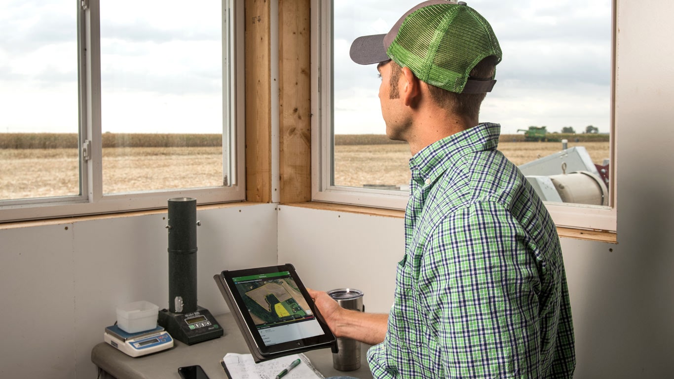 Combine Harvesters | S-Series | John Deere New Zealand